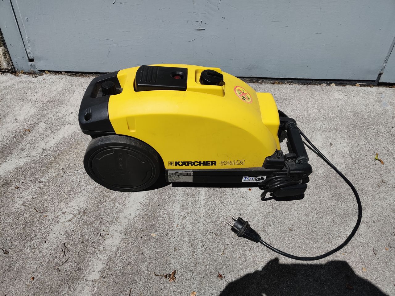 Aparat de spălat cu presiune Karcher 620M, adus din Germania