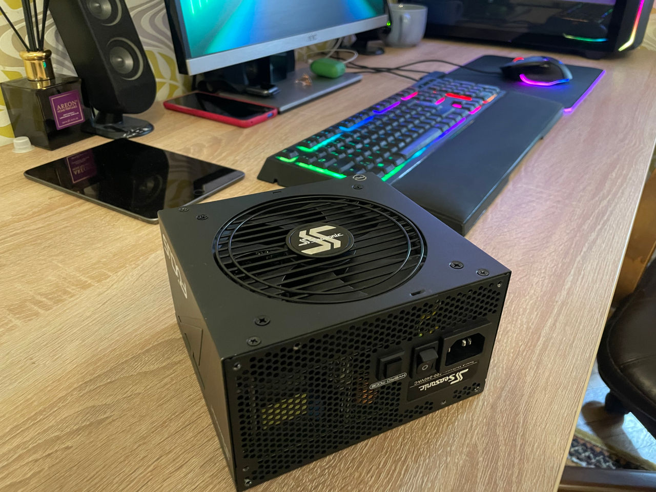 Seasonic Focus Plus 650 Gold SSR-650FX 650W 80+ Gold ATX12V & EPS12V ...