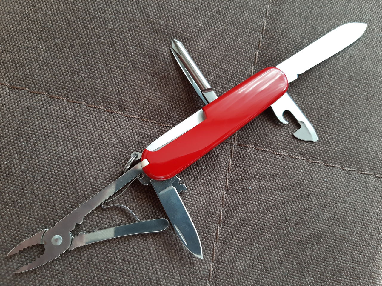 Multitool Victorinox "Mechanic" 1.4623