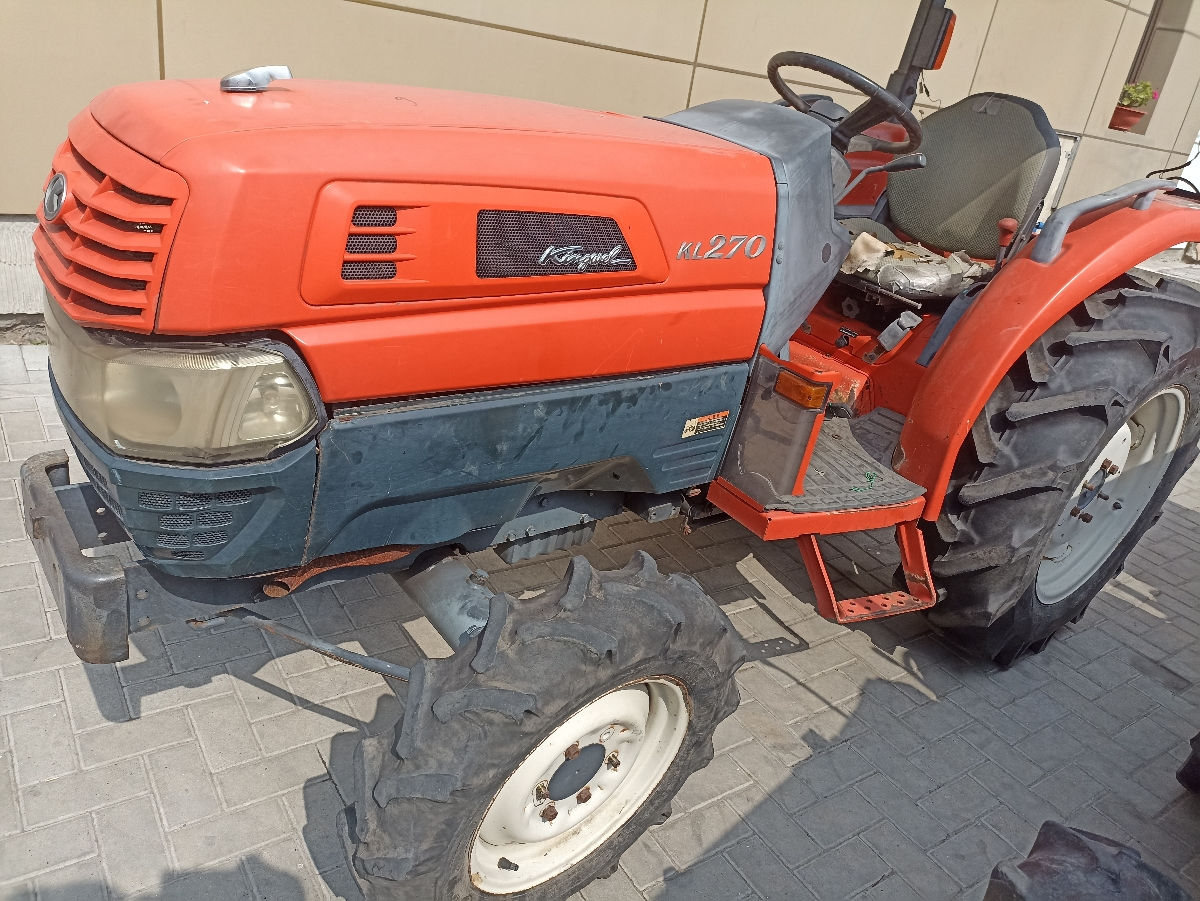 Tractorase japoneze