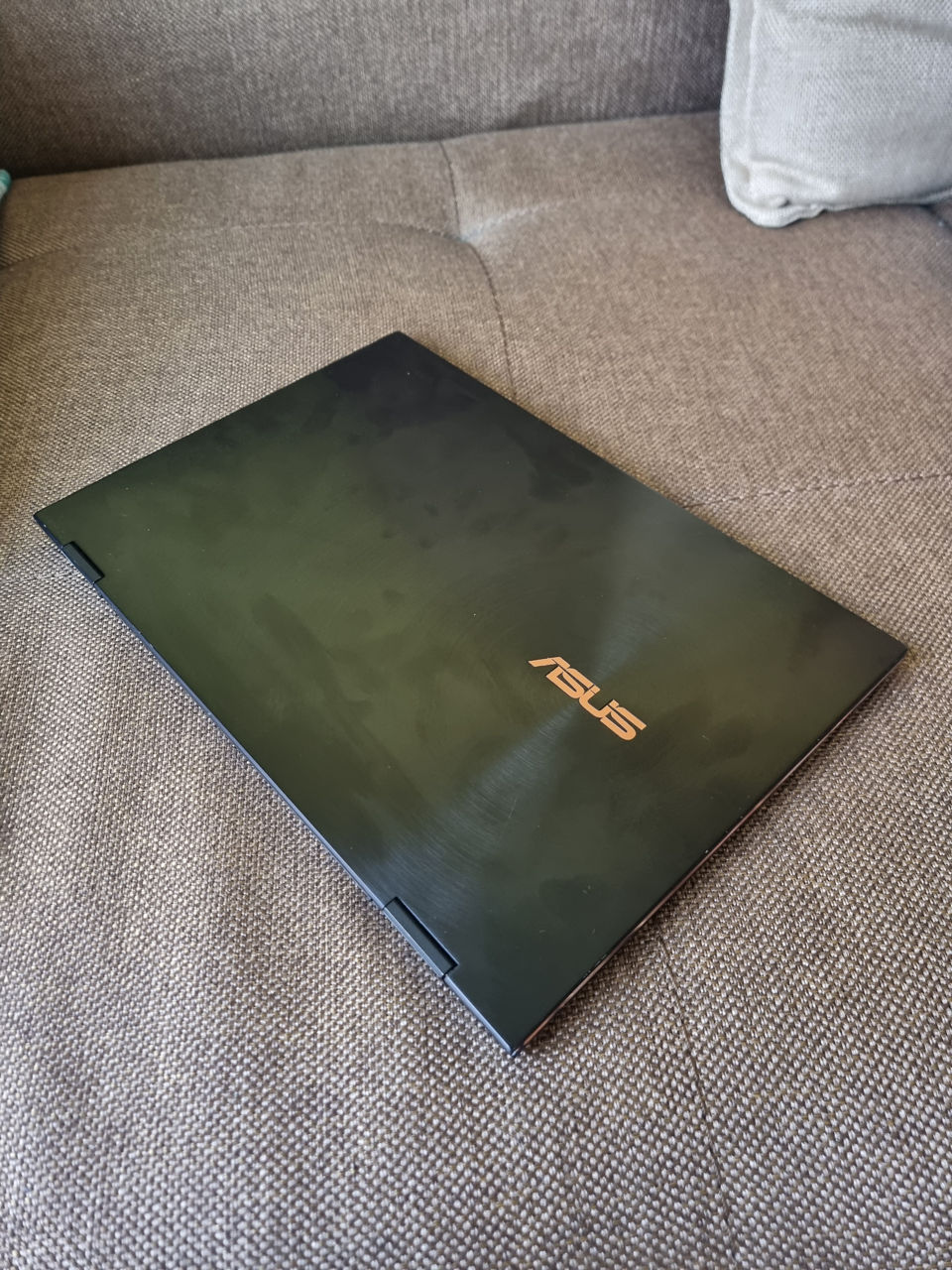Asus Zenbook Flip S UX371E