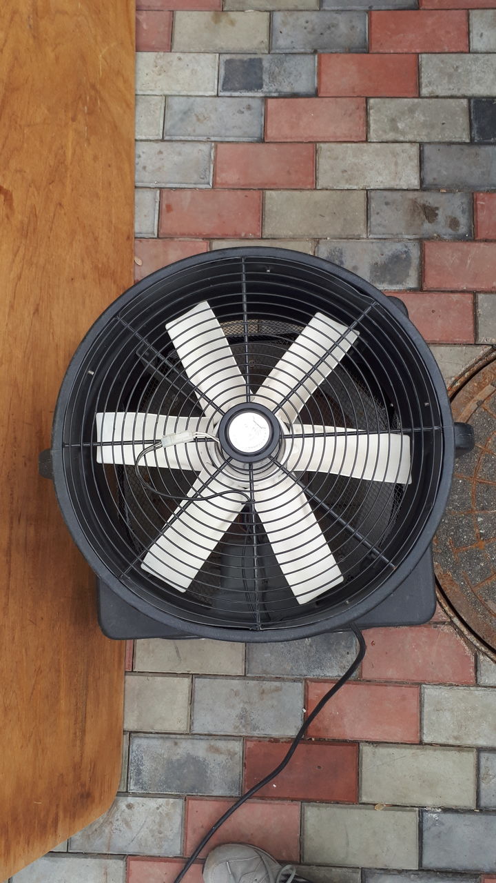 Ventilator pentru camera de vopsit