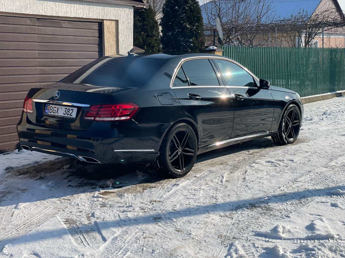 Mercedes E-Class an. 2016 cu rulaj 347650 km, Gaz / Benzină (metan ...
