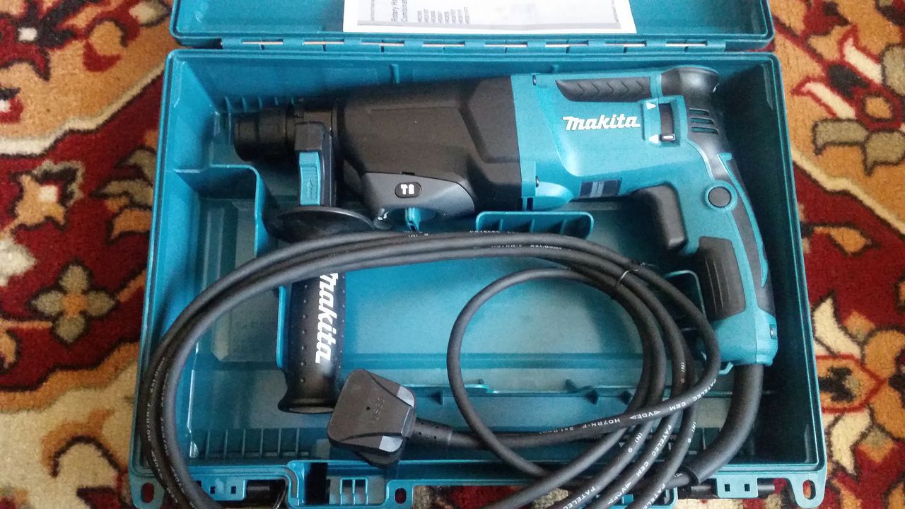 Makita 2630 перфоратор Новый