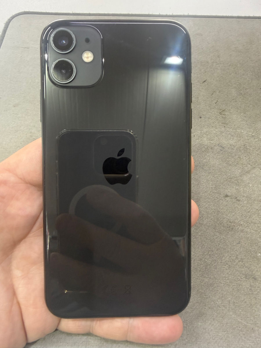 iPhone-11-64g-Черный/