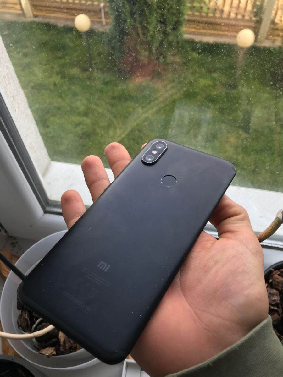 Xiaomi Mi A2 4/64 gb