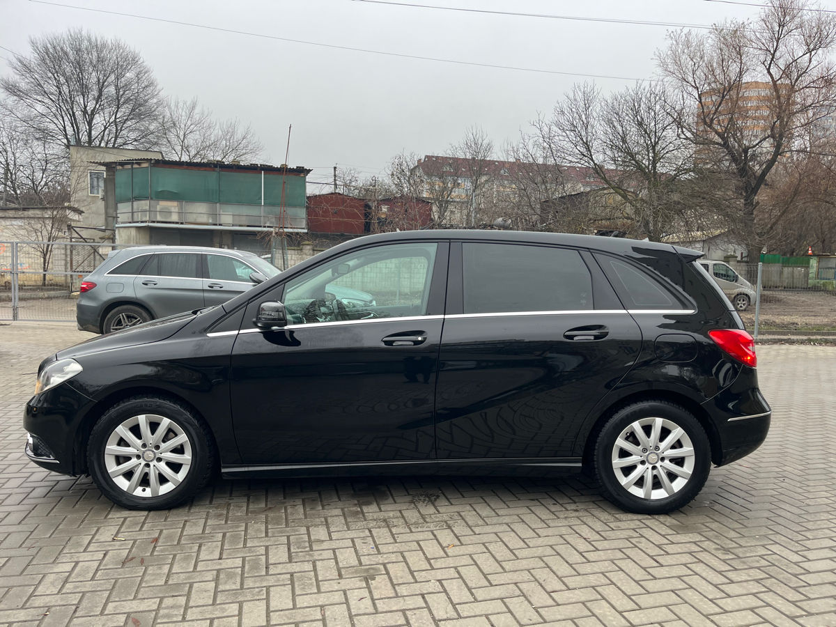 Mercedes B-Class an. 2014 cu rulaj 187500 km, Diesel, 9250