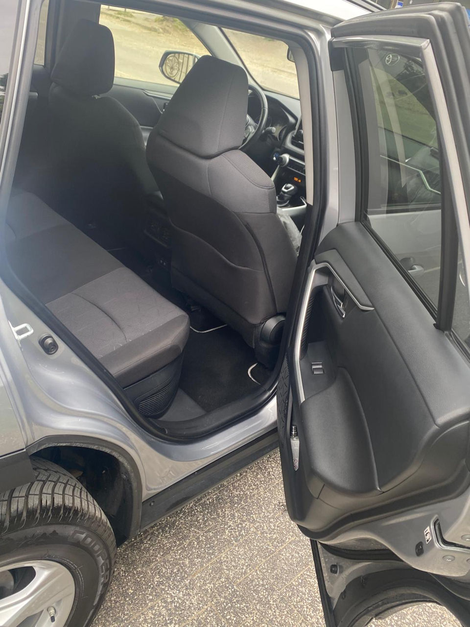 Toyota Rav 4 an. 2019 cu rulaj 57000 km, Hybrid, 22000