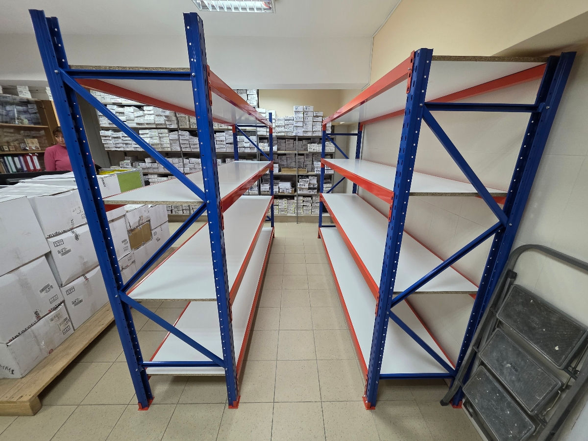 Stelaje pentru depozitare Складские стеллажи Rafturi