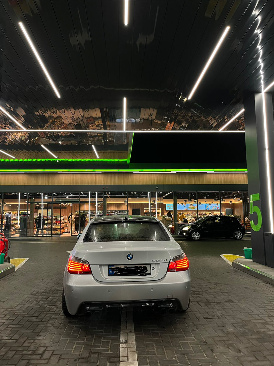 BMW 5 Series an. 2006 cu rulaj 292413 km, Diesel, 12599