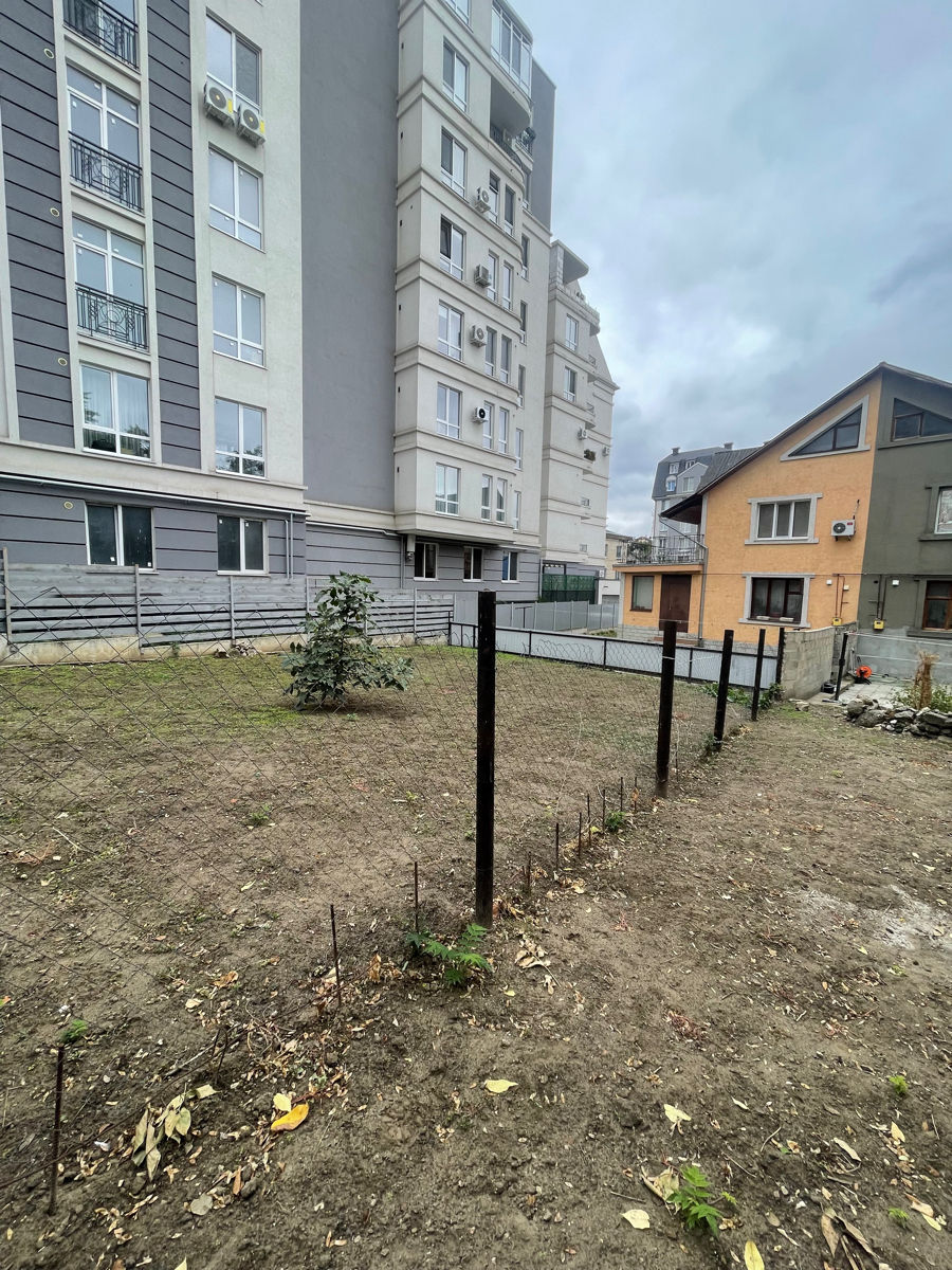 Se vinde teren pentru construcție str. Moara Roșie