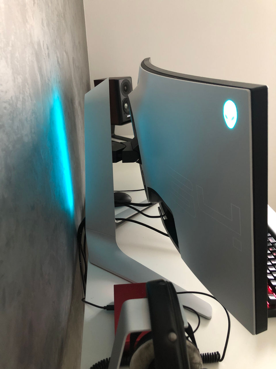 Alienware AW3420DW - 34 Curved Premium Gaming Monitor 34.1 UWQHD (3440 ...