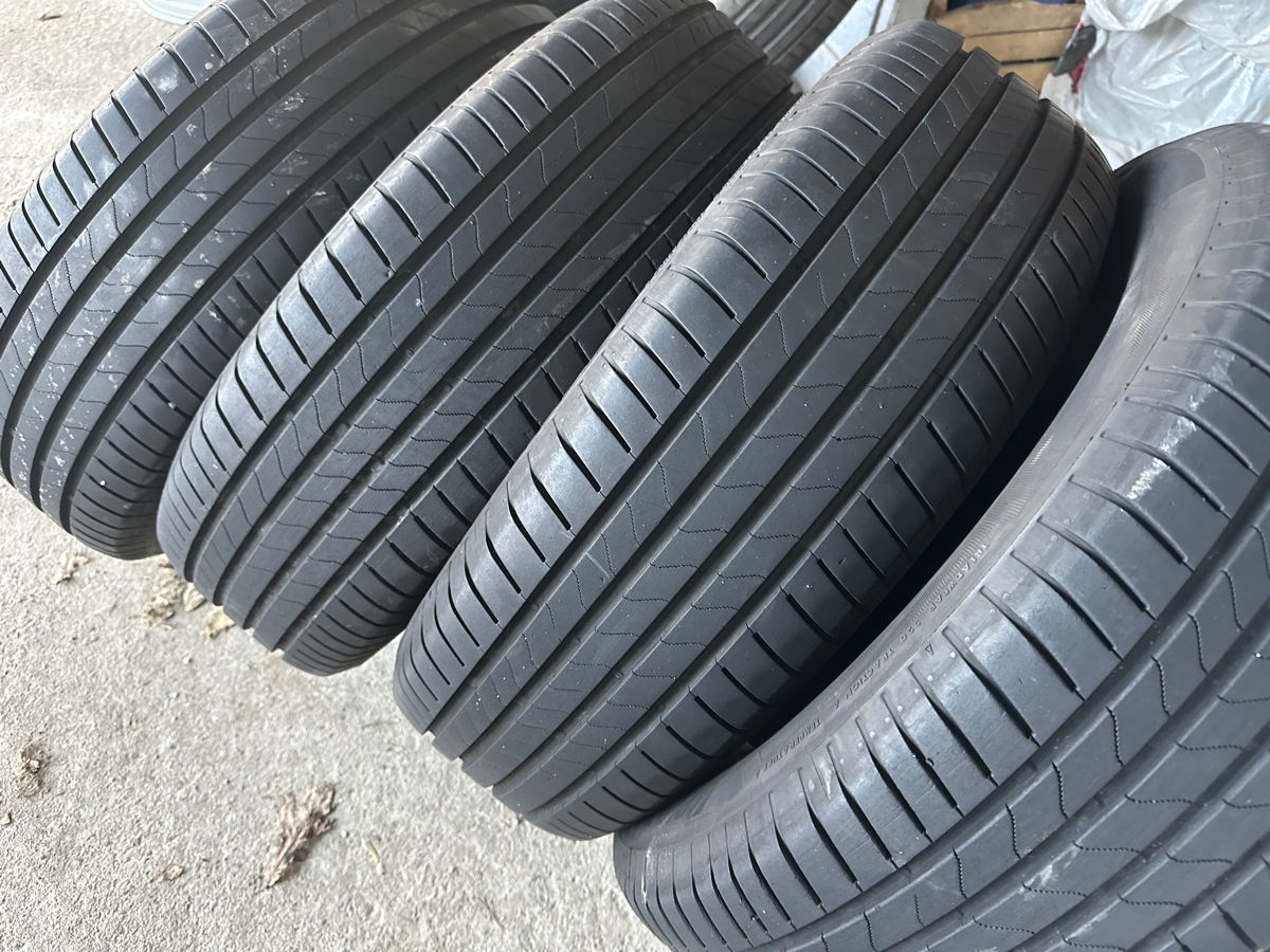 225 65 R17 Bridgestone