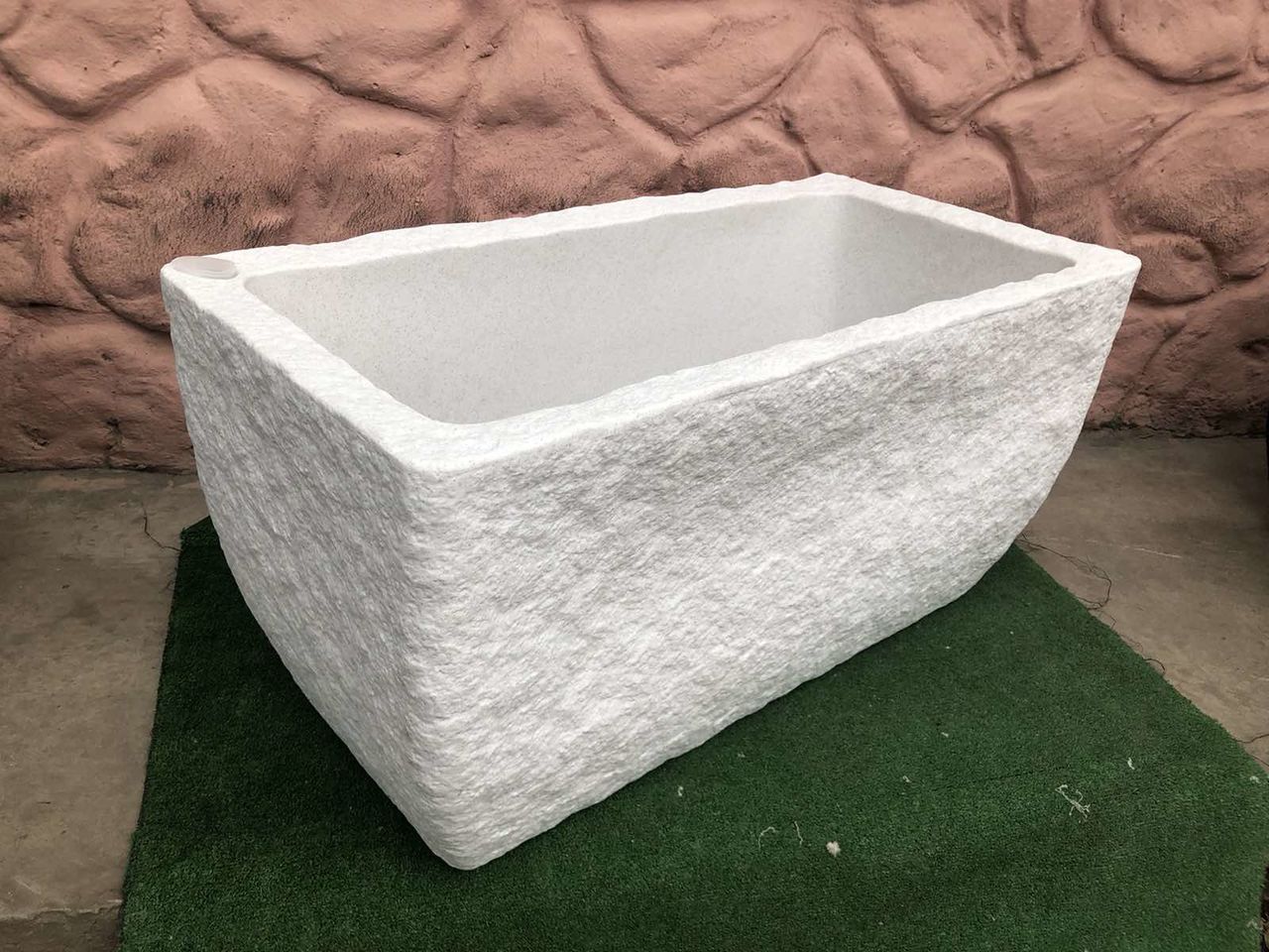 Vazoane pentru flori noi