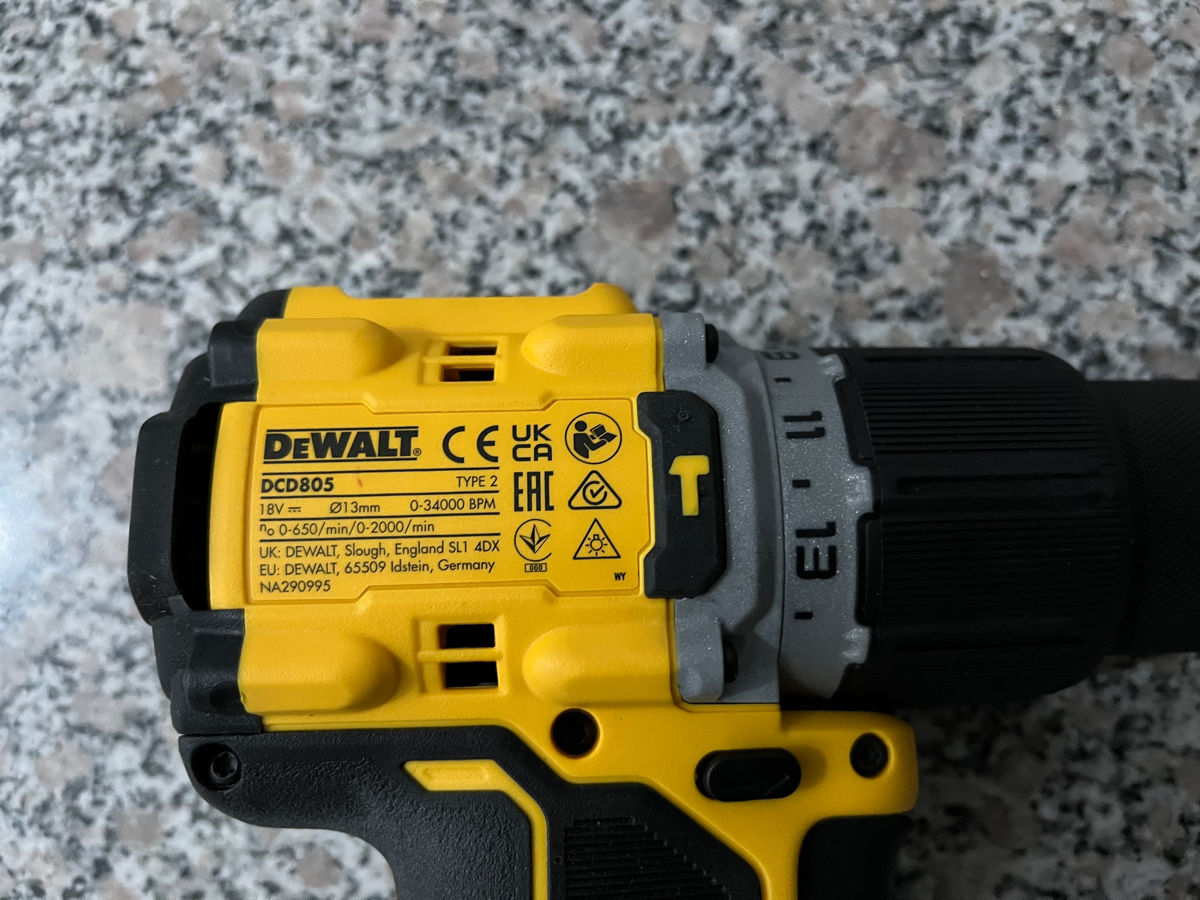 Dewalt DCD805 nou. Perform protect si functia anti rotation. Pus pe ...