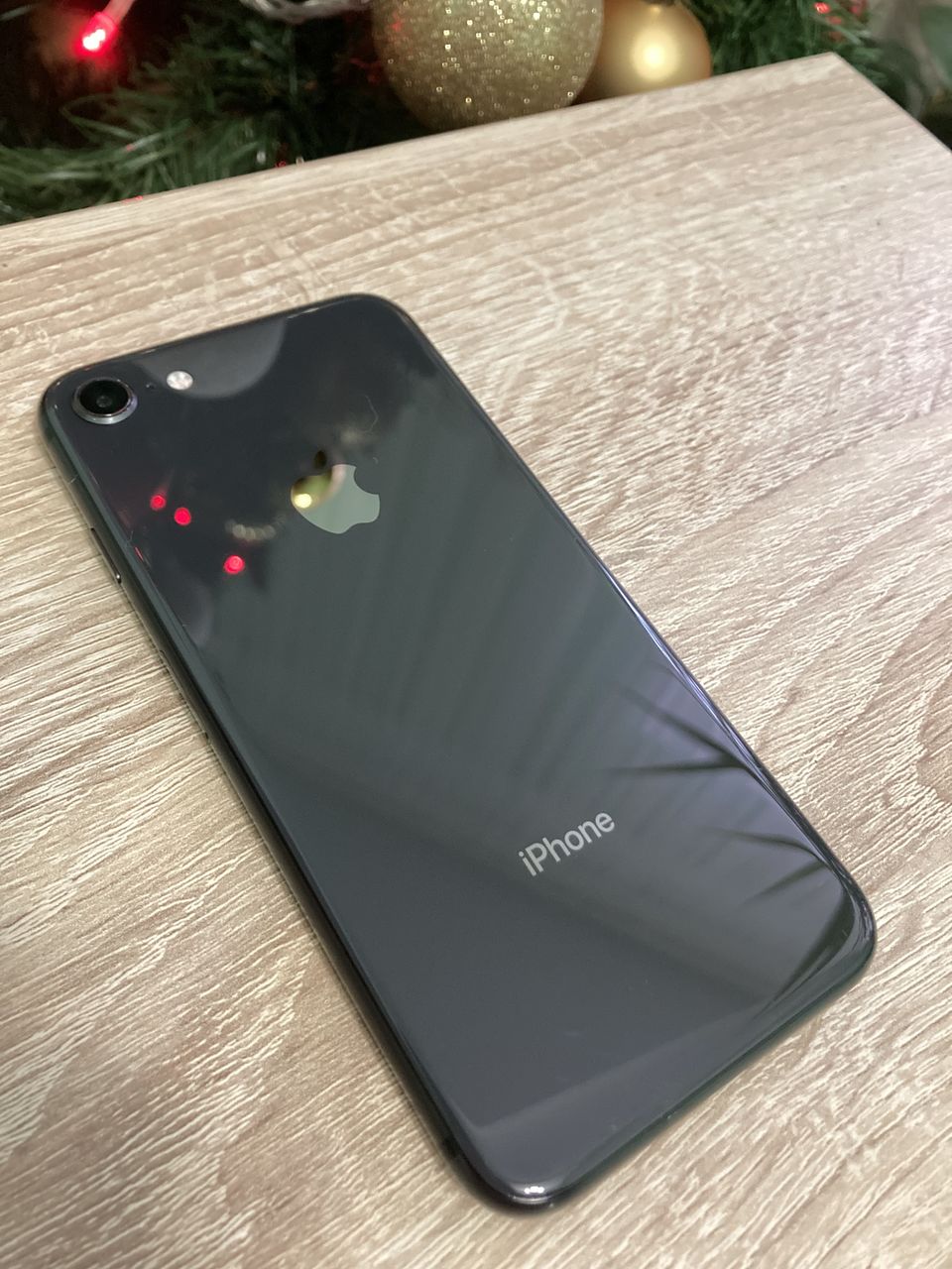 iPhone 8