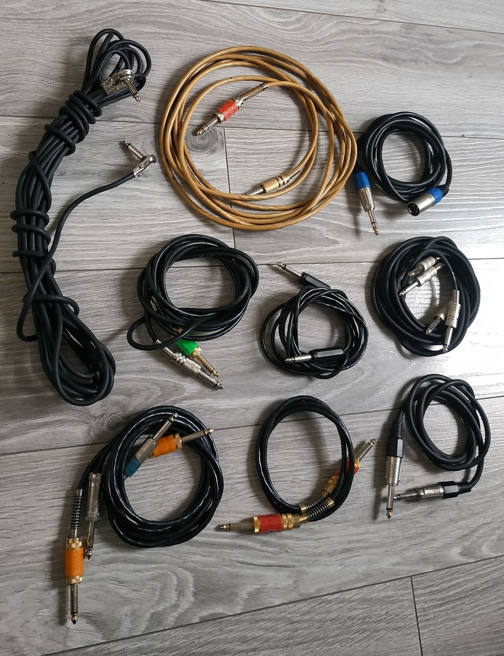 Кабель/шнур с штекерами ...