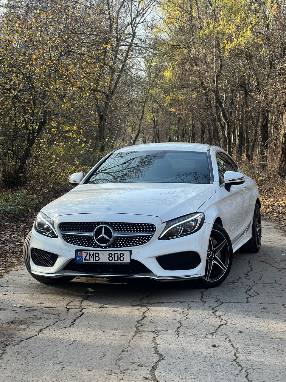 Mercedes C-Class Coupe an. 2017 cu rulaj 133500 km, Benzină, 20000