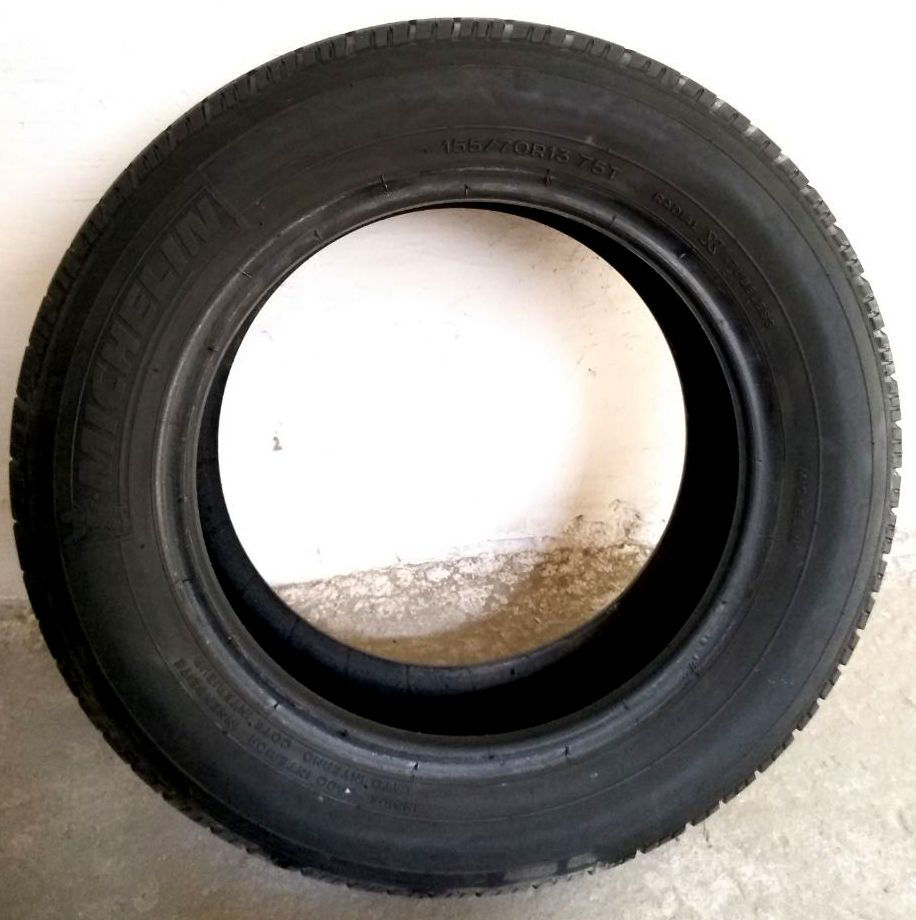 Michelin 155/70/R13 - бу 2 штуки отличные (700 лей за пару)