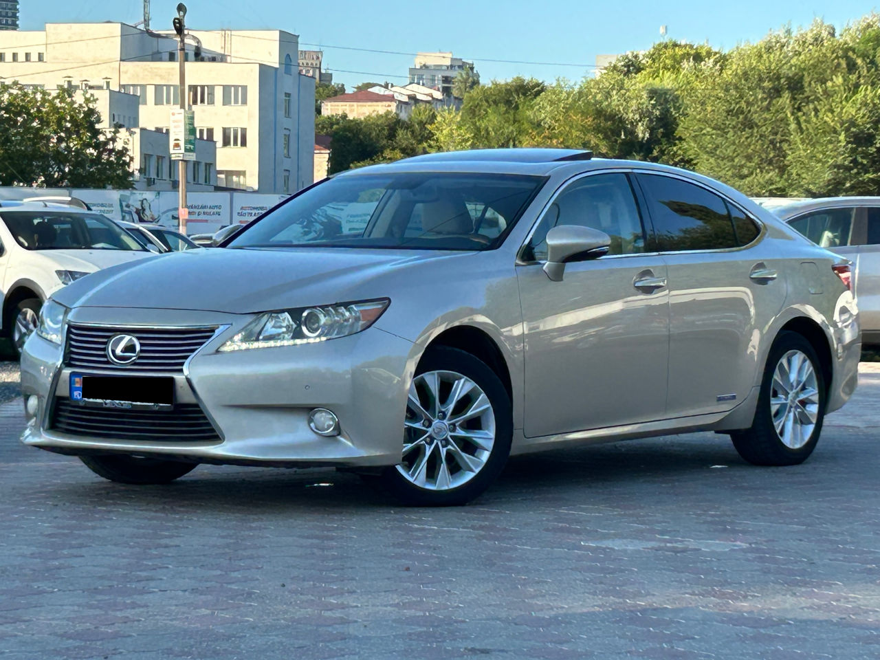 Lexus ES Series an. 2013 cu rulaj 229146 km, Hybrid, 14999
