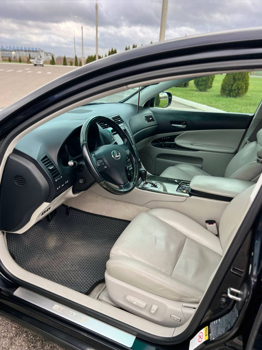 Lexus GS Series an. 2009 cu rulaj 200 km, Hybrid, 10000