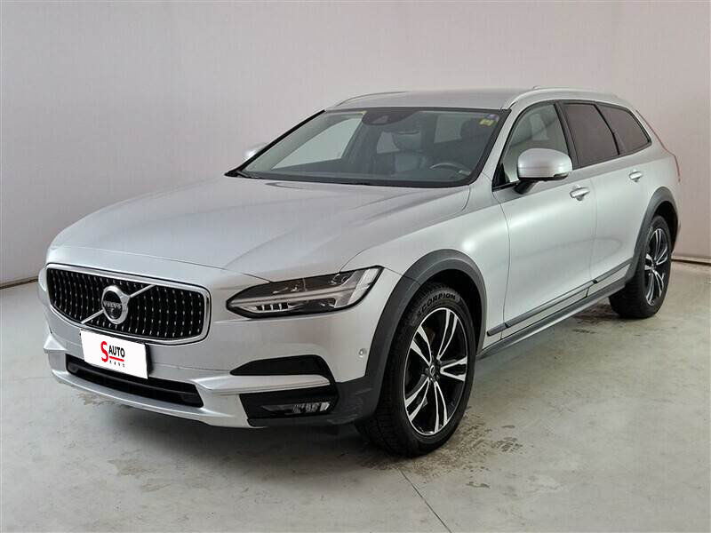 Volvo V90 Cross Country