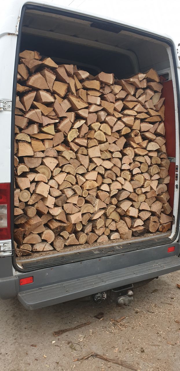 Vindem lemne de foc din speci tari stejar frasin cu livrarea gratuita ...