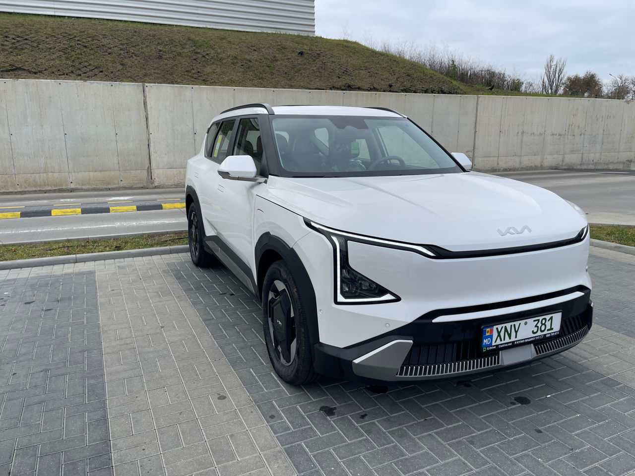 KIA EV5