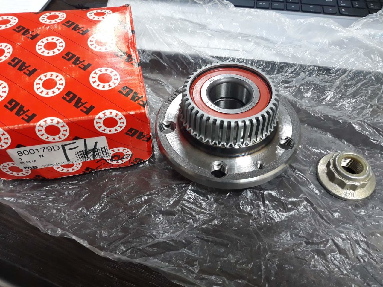 Задний подшипник ступицы FAG на VW. Seat. Audi. Skoda
