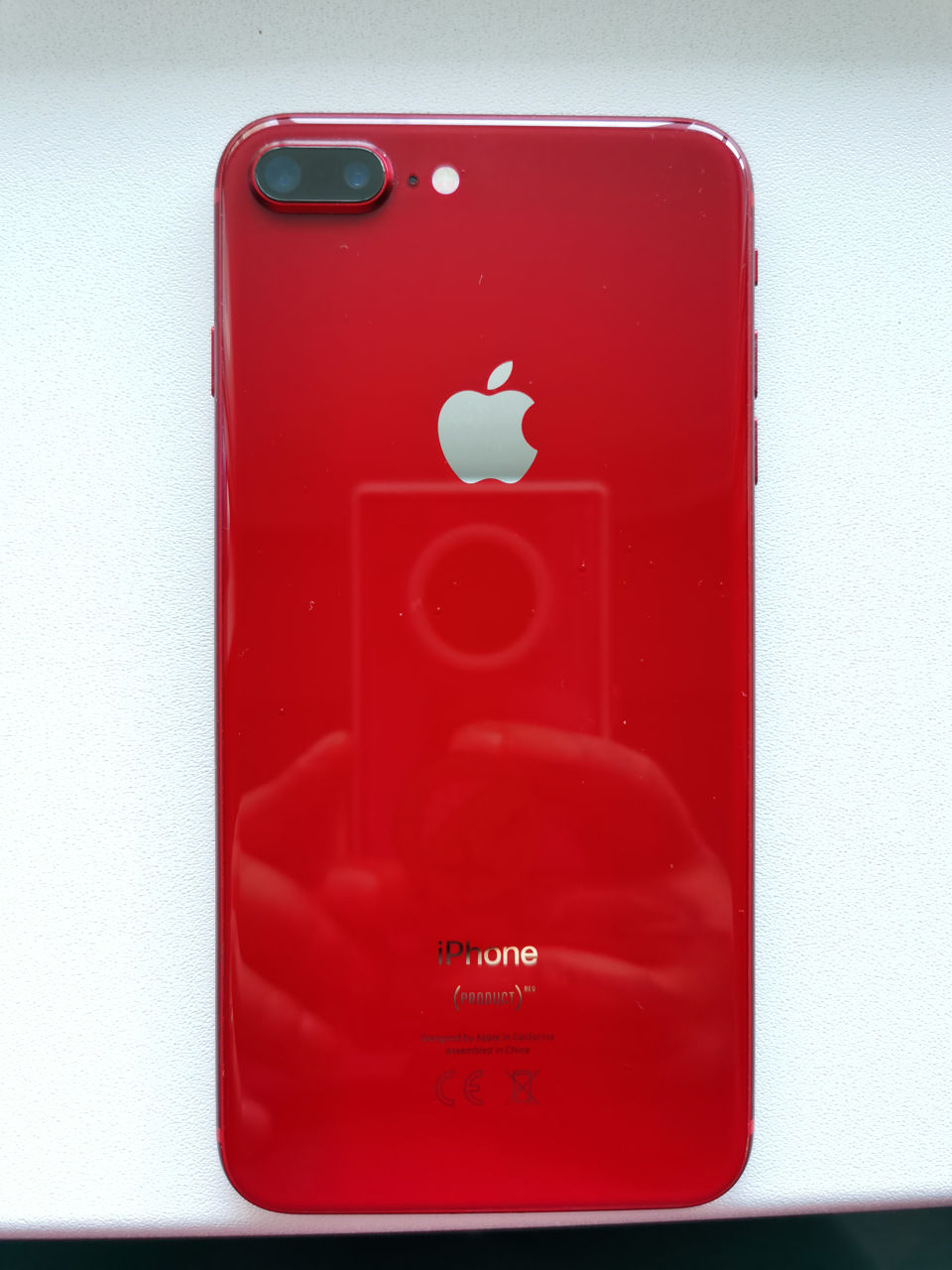 iPhone 8 plus 64gb Red