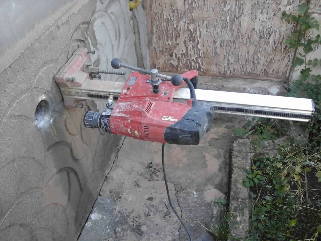 Carotare beton armat. Алмазное сверление