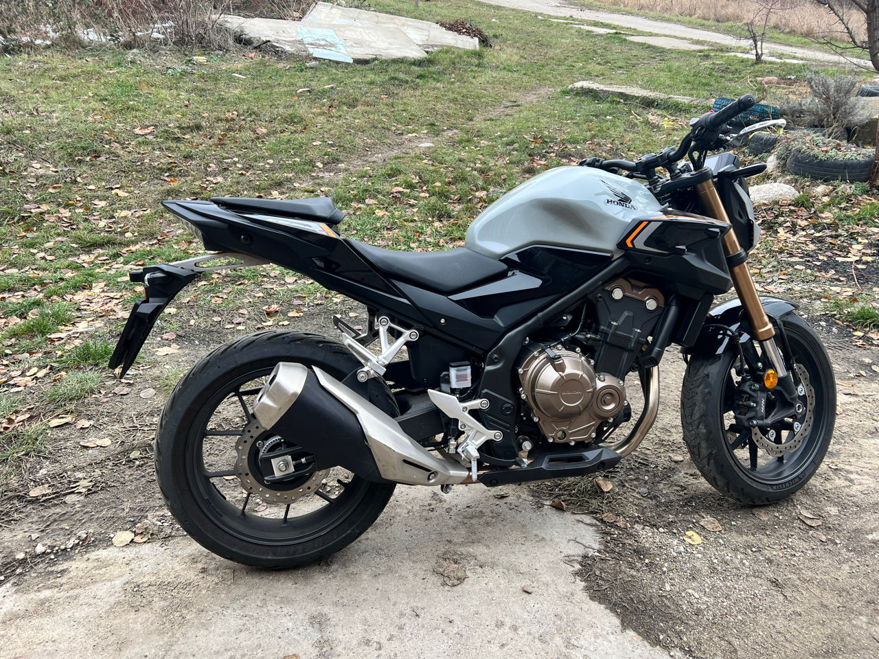 Honda CB500F 2023