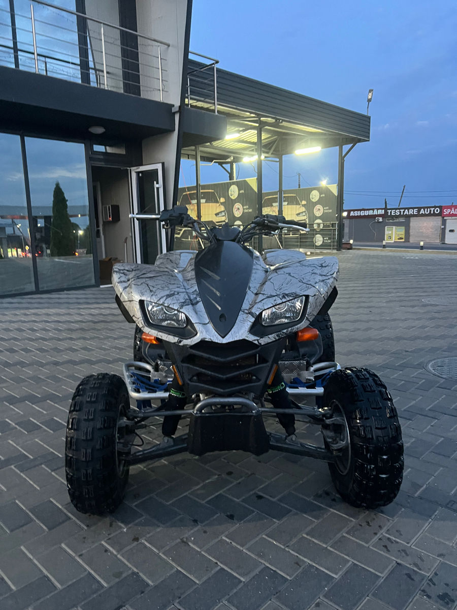 Kawasaki KFX 700 an. 2007 cu rulaj 5000 km, 7500