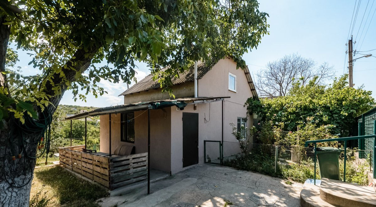 Casa sat Bac ( Bubuieci)