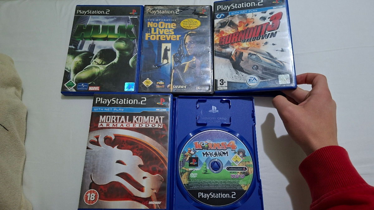 Jocuri playstation2 ,Nintendo gamecube și joc pentru calculator 1-4