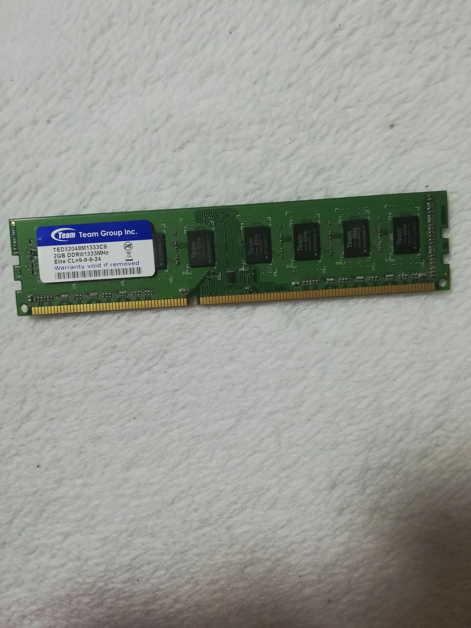 Vînd Placa de memorie RAM