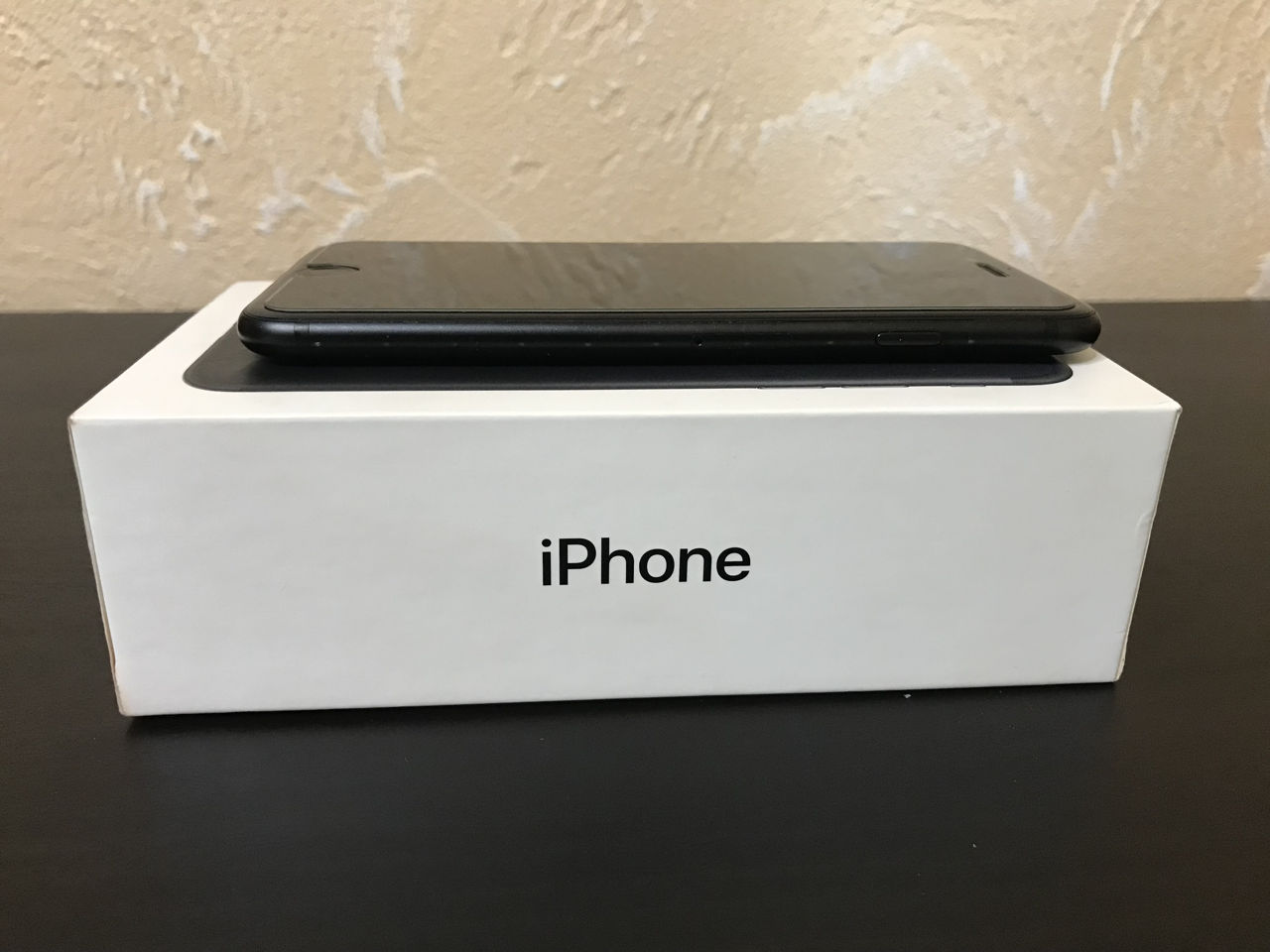 Iphone 7- 128 Gb