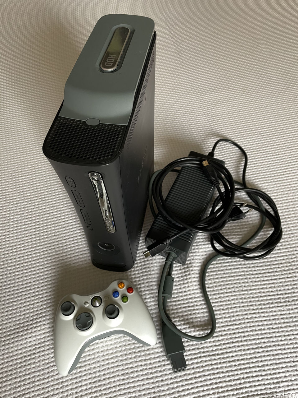 Продам XBOX 360 Elite 250GВ