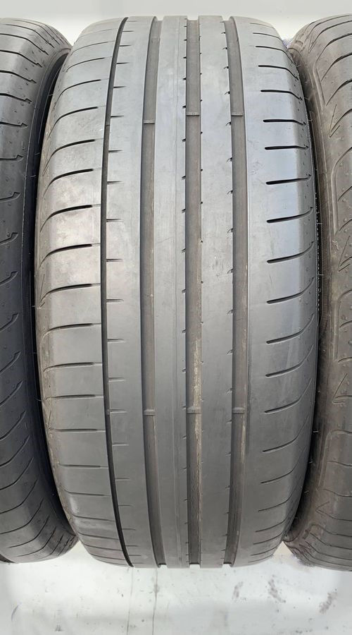 275 45 r20 Goodyear