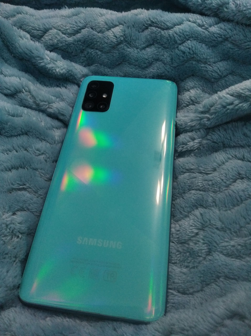 Samsung a 51 ,RAM 4, GB interni 64