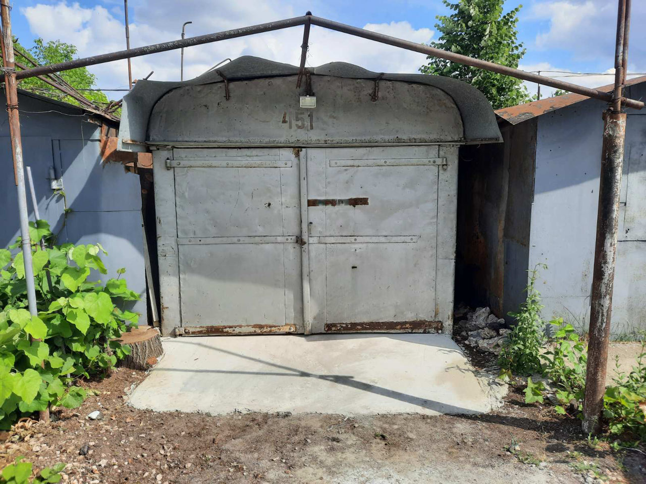 Se vinde garaj GSK 13. Продается гараж в ГСК 13