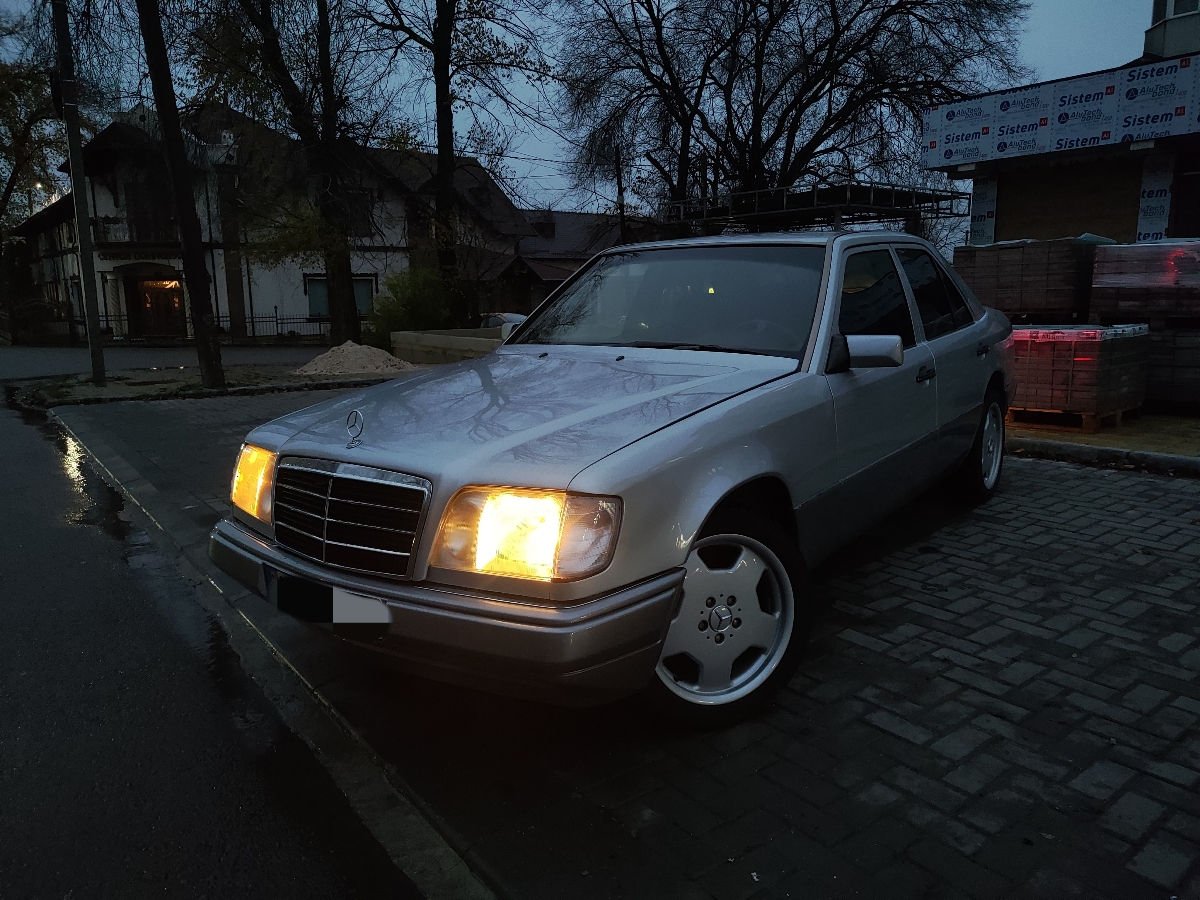 Mercedes E-Class an. 1994 cu rulaj 3645487 km, Diesel, 4000