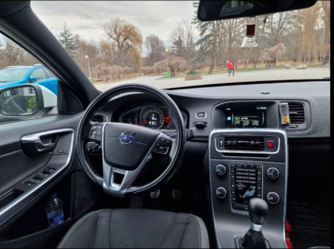 Volvo S60 an. 2014 cu rulaj 179000 km, Diesel, 10800
