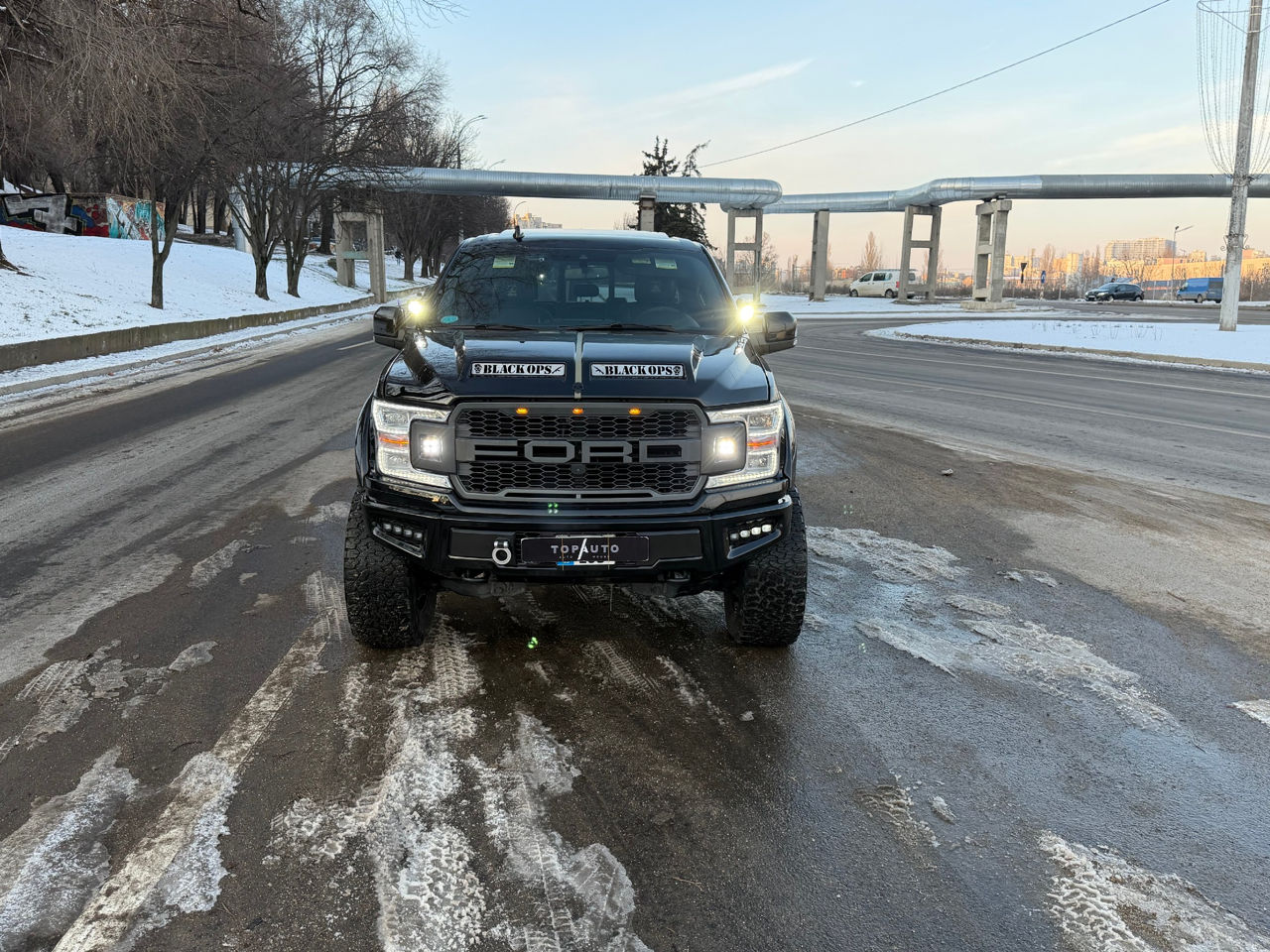 Ford F-150 2018 г. с пробегом 133000 км, Бензин, 49999