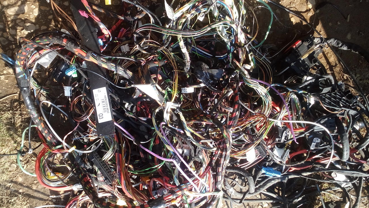 Cumpar provotca de la masini