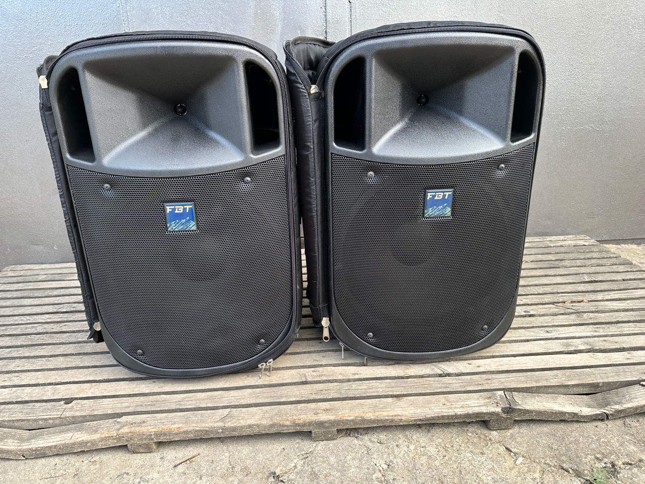 Vind 2 boxe fbt jolly 15 B stare idiala