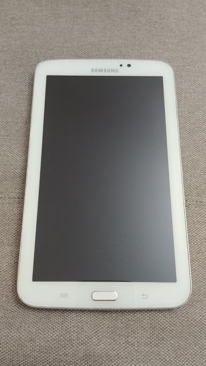 Samsung Galaxy Tab 3 (SM-T210)