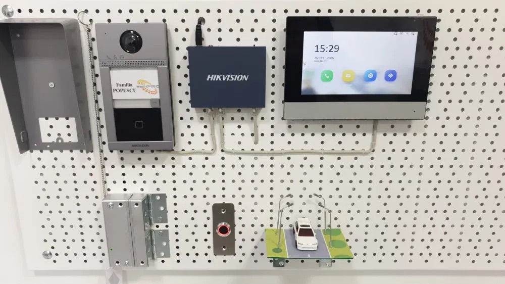 Interfon HikVision