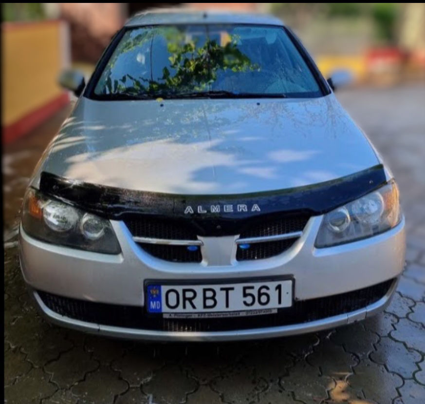 Nissan Almera