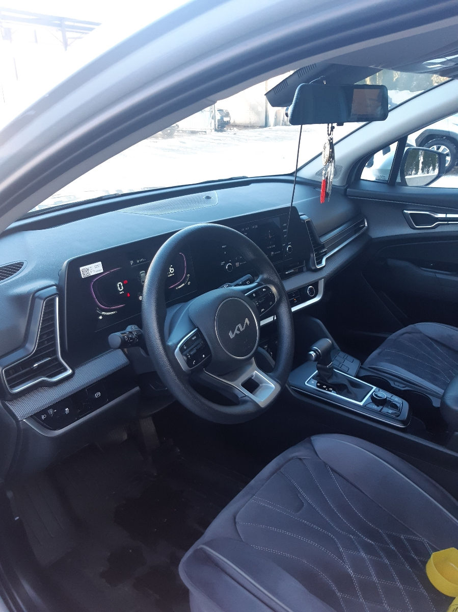 KIA Sportage an. 2022 cu rulaj 35450 km, Benzină, 17499